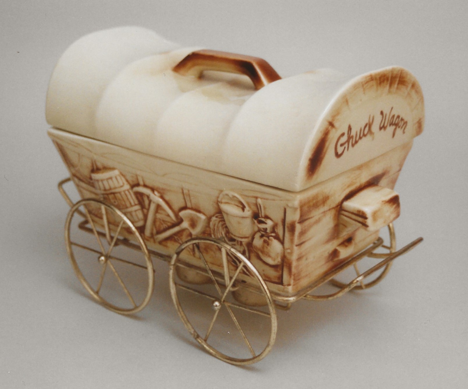 97. El Rancho Chuck Wagon Food Warmer - McCoy Pottery Collectors ...